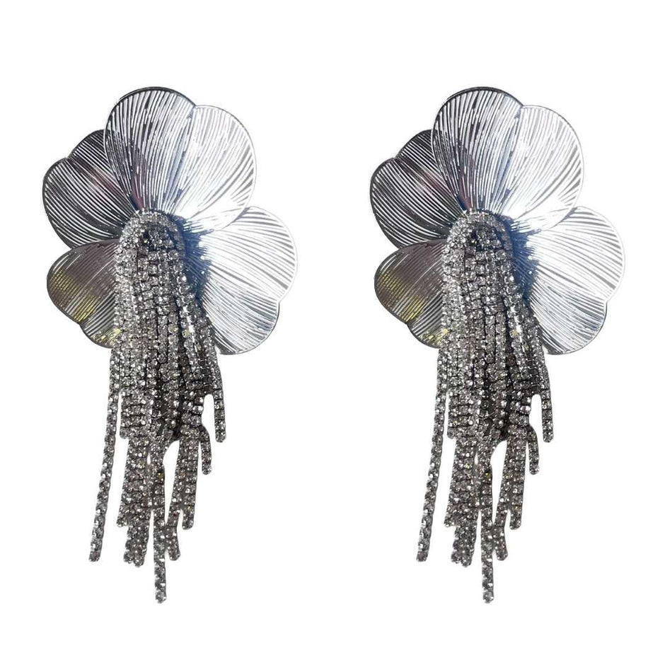 What is the meaning of anti-tarnish? – Jewellery Hat
