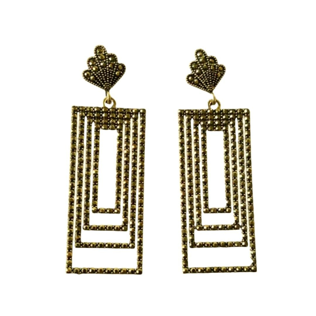 What is the meaning of anti-tarnish? – Jewellery Hat