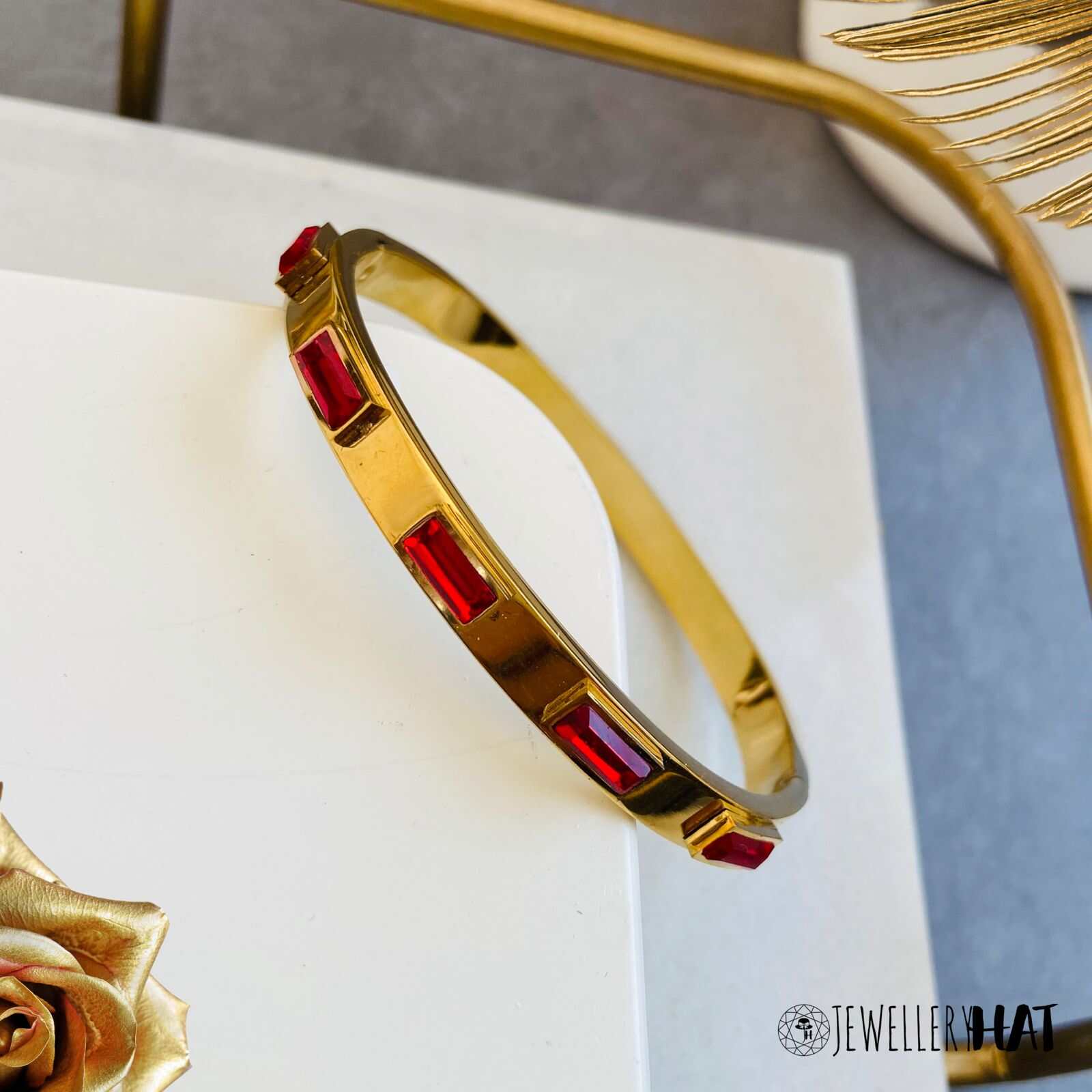 Red Stone Bangles – Jewellery Hat